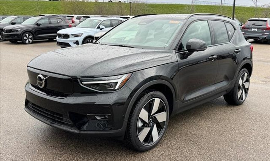 2024 Volvo Xc40 In Madison, Wi, United States For Sale (13937203)