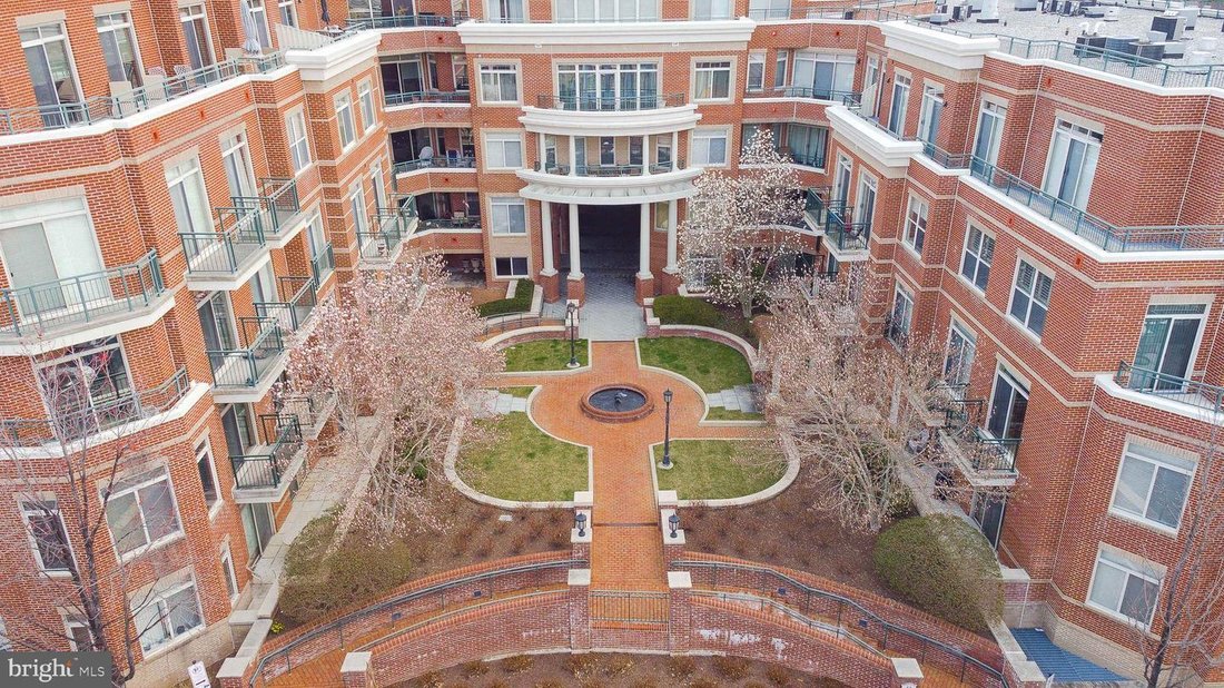Elegant 2 Level Condo In Actons Landing In Parole, Maryland, United ...