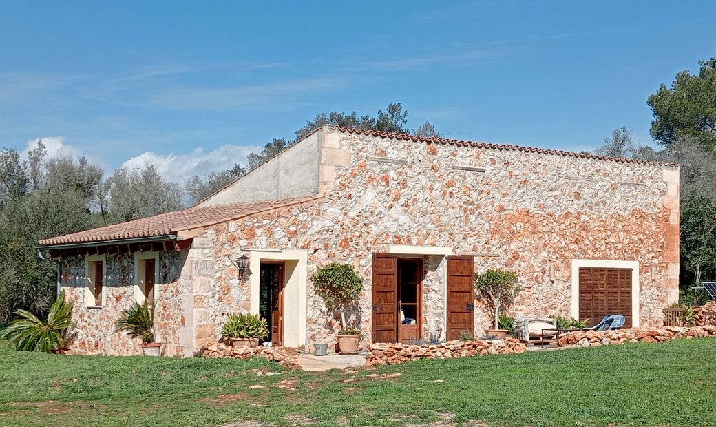 25,000 M2 Rustic Finca With Housing In Sencelles, Balearic Islands ...