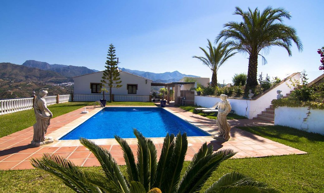 Torrox Villa In Torrox, Andalusia, Spain For Sale (14114077)