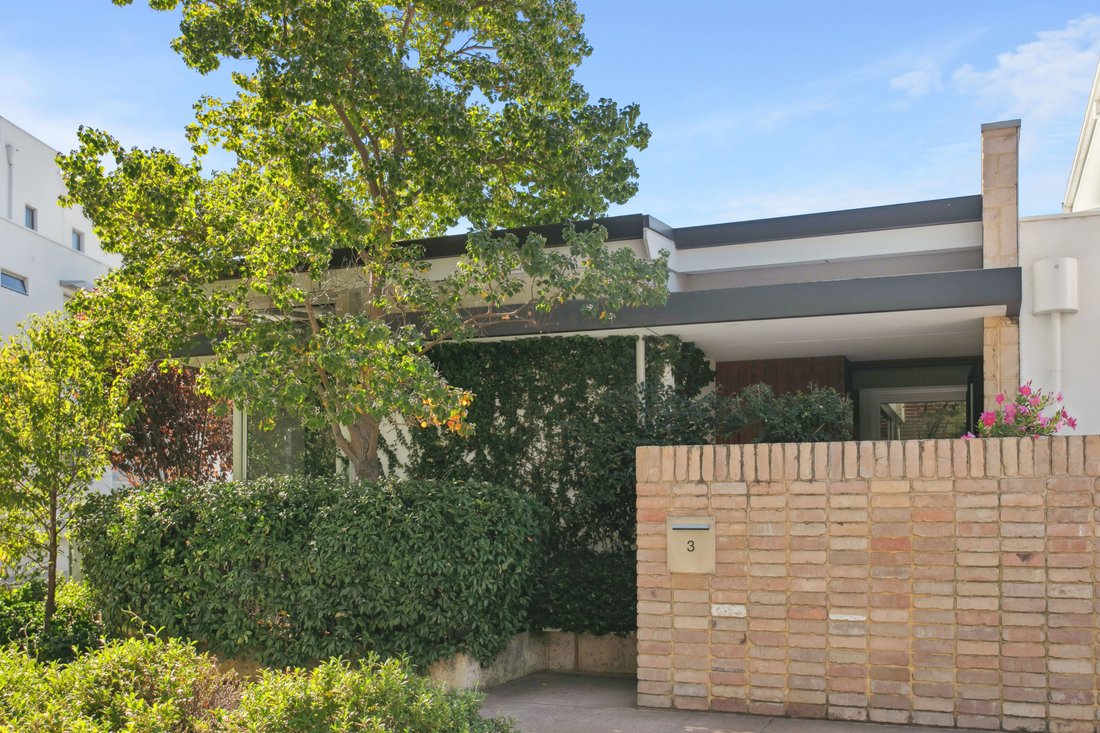 Bespoke Single Level Riverstone Luxury In Floreat, Western Australia ...