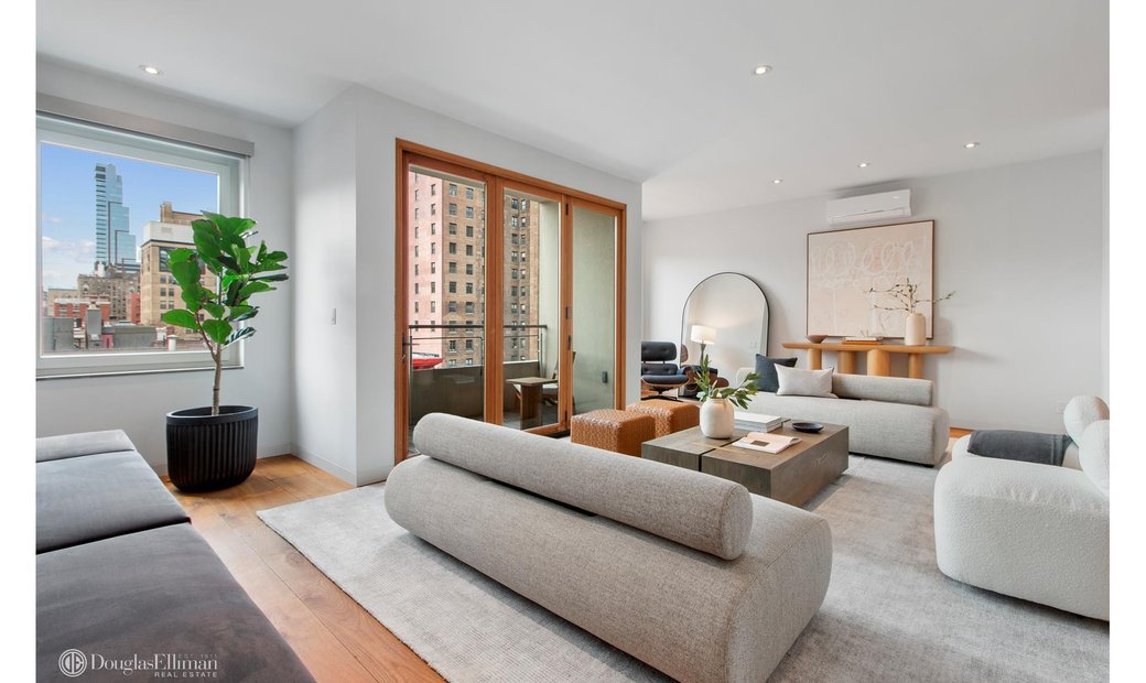 Coop New York In New York, New York, United States For Sale (14120485)