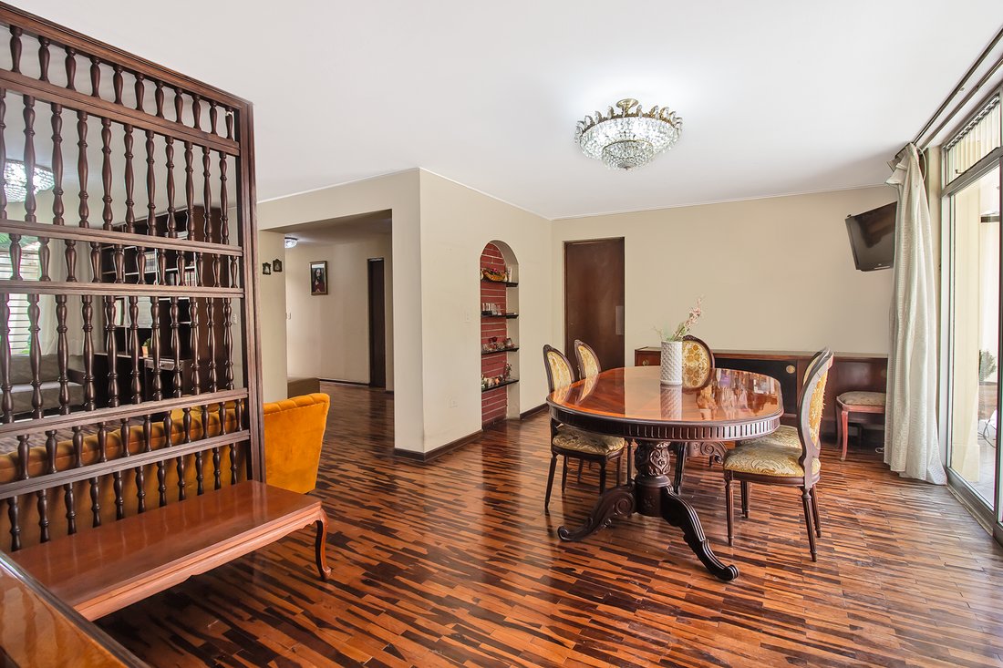 House As Land Of 300mts, In The Exclusive Area Of In Lima, Callao ...