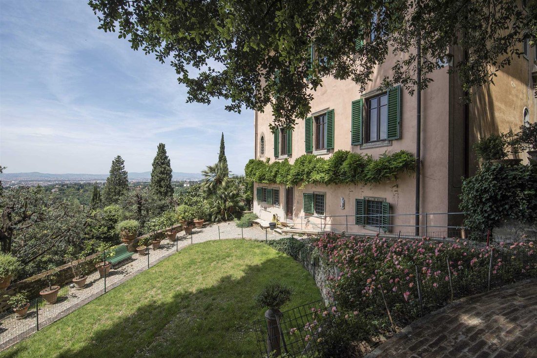Majestic Villa In The Hills Of Florence In Poggio Gherardo, Tuscany ...