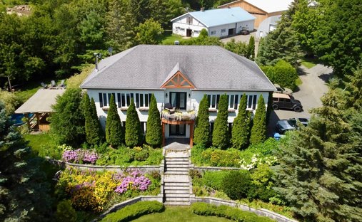 Luxury farm ranches for sale in Quebec, Canada | JamesEdition