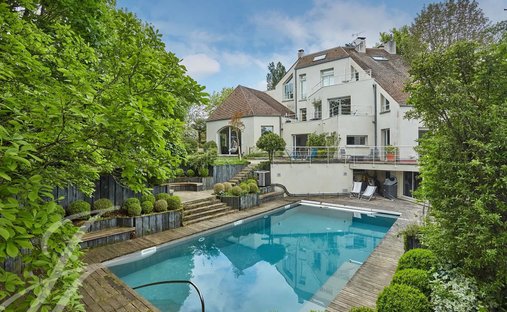 Luxury houses for sale in Garches, Île-de-France, France | JamesEdition