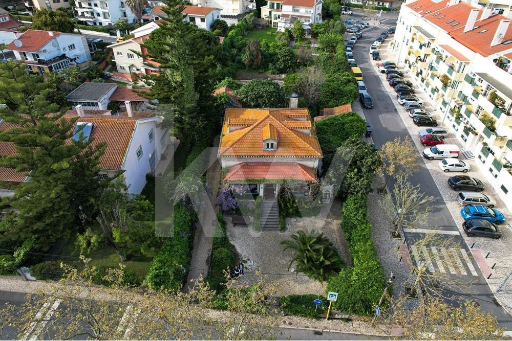 Flat Land, Baía Do Conhecimento, Cascais In Parede, Lisbon, Portugal ...