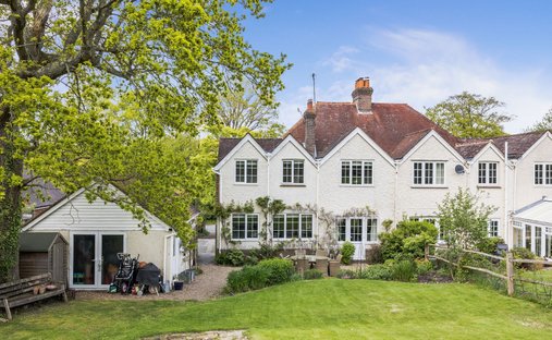 Luxury homes for sale in Town Row, Rotherfield, England, United Kingdom ...