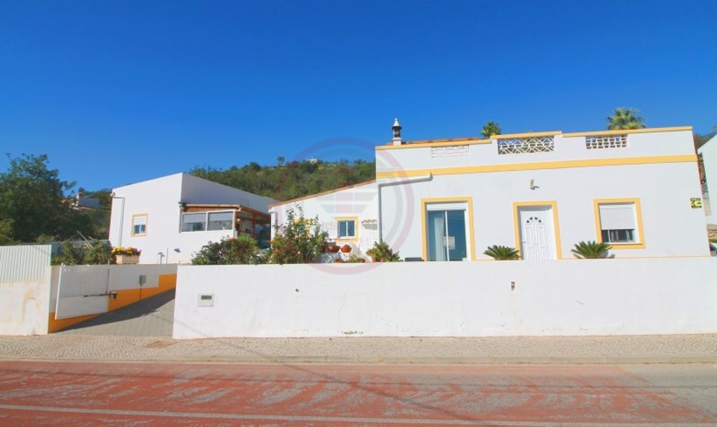 3 Bedroom Single Storey House Parragil In Faro, Faro District, Portugal ...