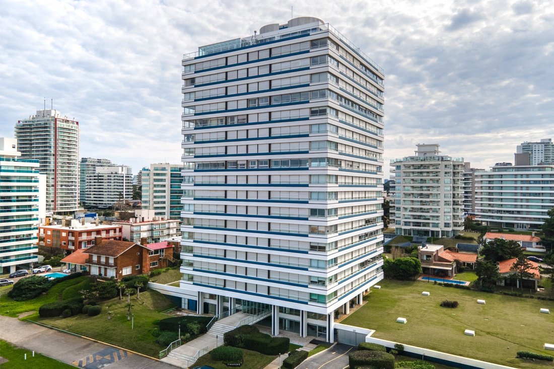 Incredible Beachfront Unit In In Punta Del Este, Maldonado Department, Uruguay For Sale (14169626)