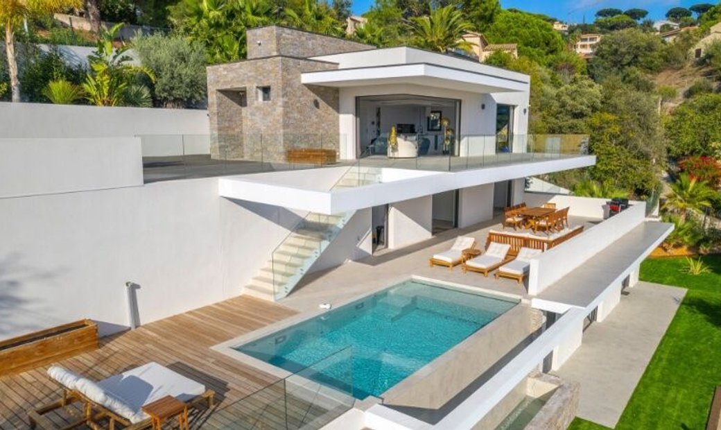 Bien D'exception Aux In Sainte Maxime, Provence Alpes Côte D'azur ...