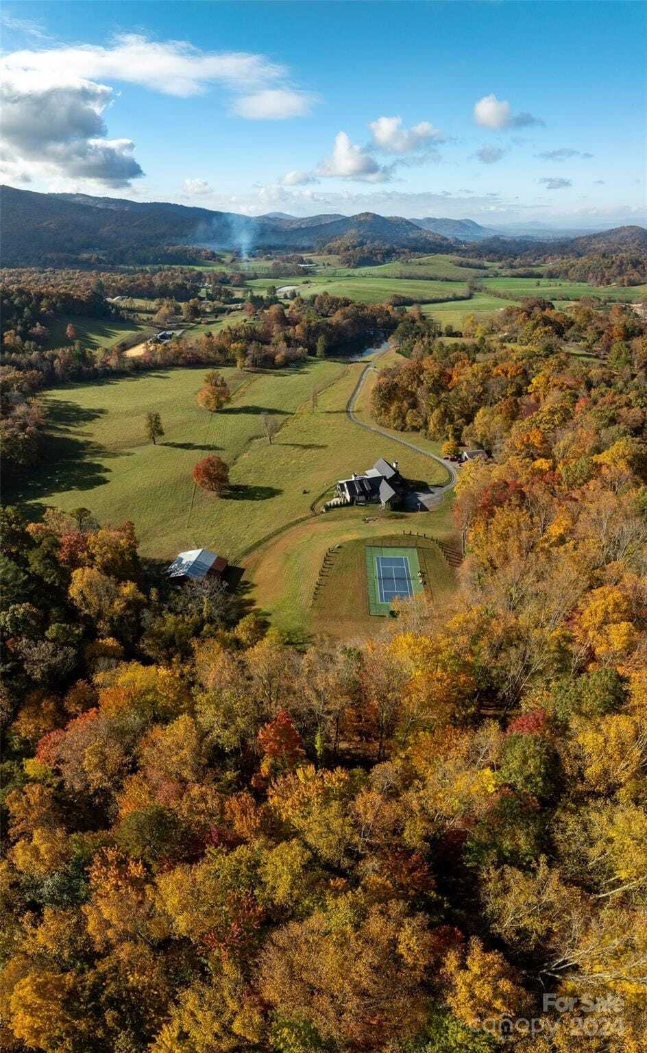 Einfamilienhaus, Asheville In Fairview, North Carolina, Vereinigte ...