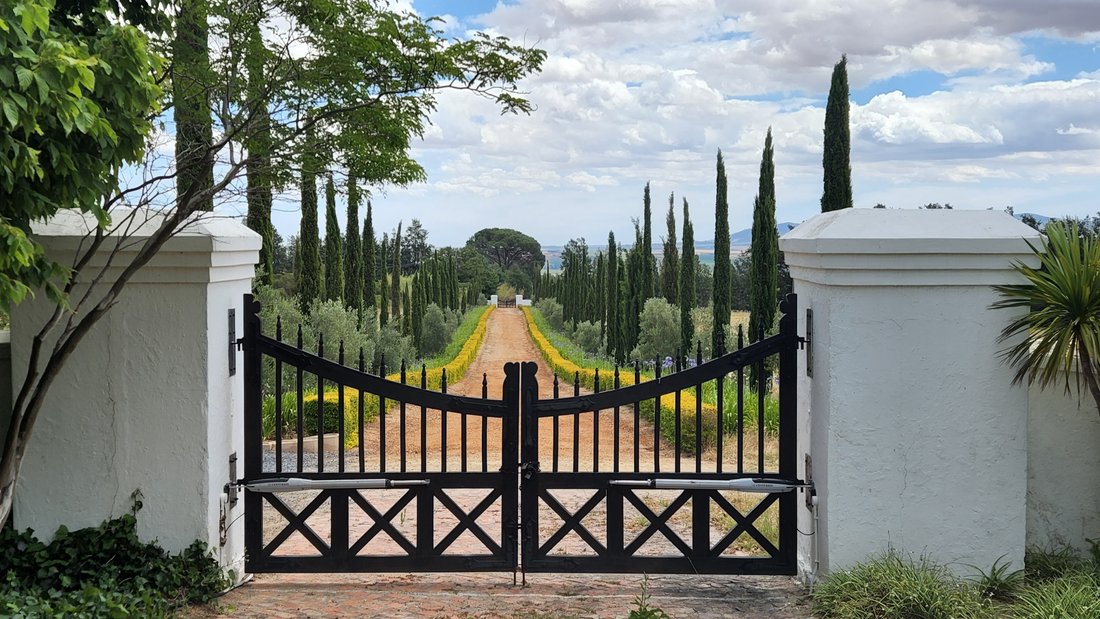 Historical Wine Estate For Sale In In Wellington, Western Cape, South ...
