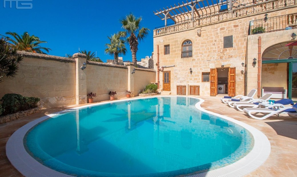 Sta1009 Grand And Spacious Farmhouse With Privacy And In Santa Lucija ...