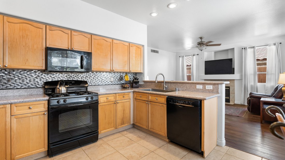 New To Market In Henderson, Nevada, United States For Sale (14186401)