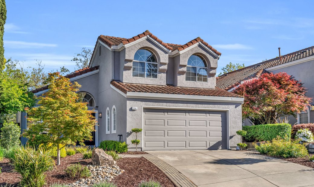 Luxury Living: Portola At Gale Ranch In San Ramon, California, United ...