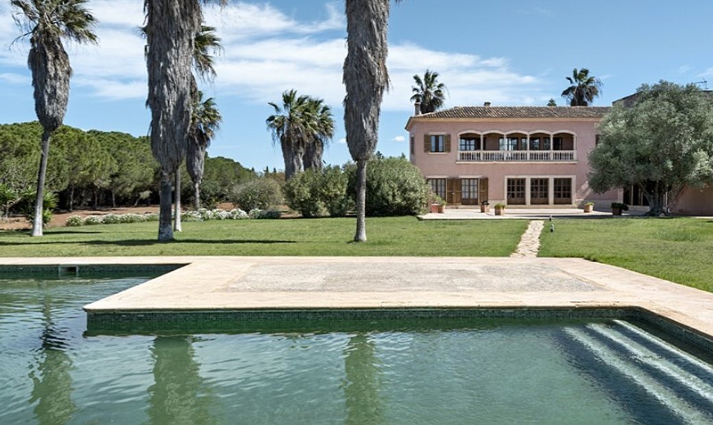 Idyllic Manor House With 130 M2 Swimming In Llucmajor, Balearic Islands ...
