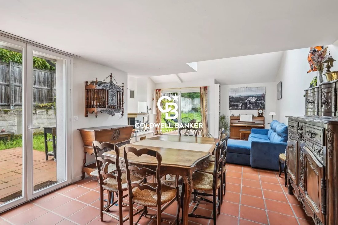 Spacious House In Garches In Garches, île De France, France For Sale ...