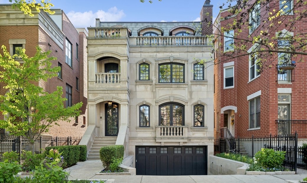 6 Bedrooms Single Family Detached In Chicago, Illinois, United States ...