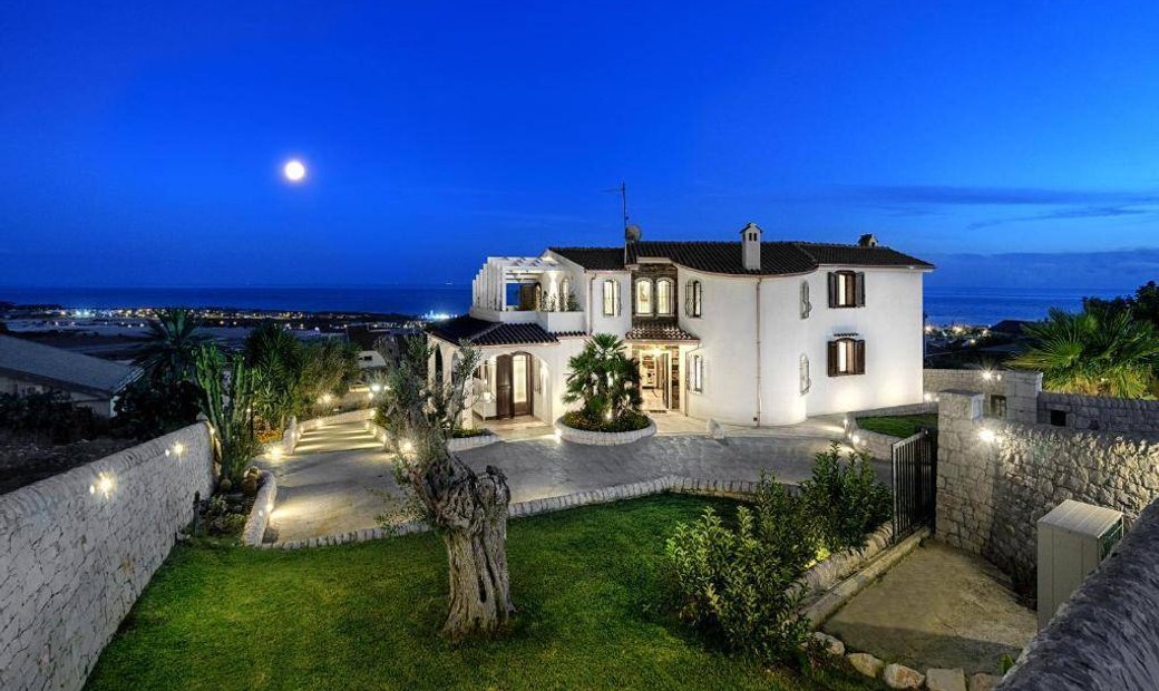 Villa In Vendita A Ragusa, Marina Di Ragusa In Sicily, Italy For Sale ...