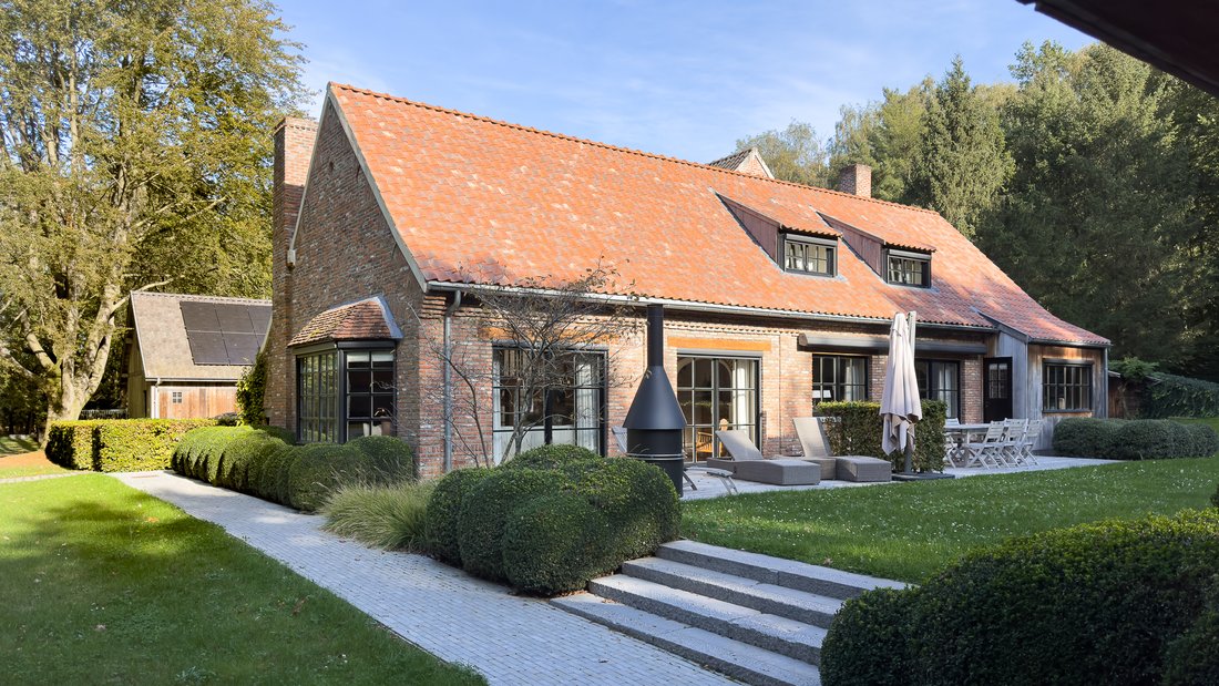 Magnifique Villa Vendu In Braine Le Château, Wallonia, Belgium For Sale ...