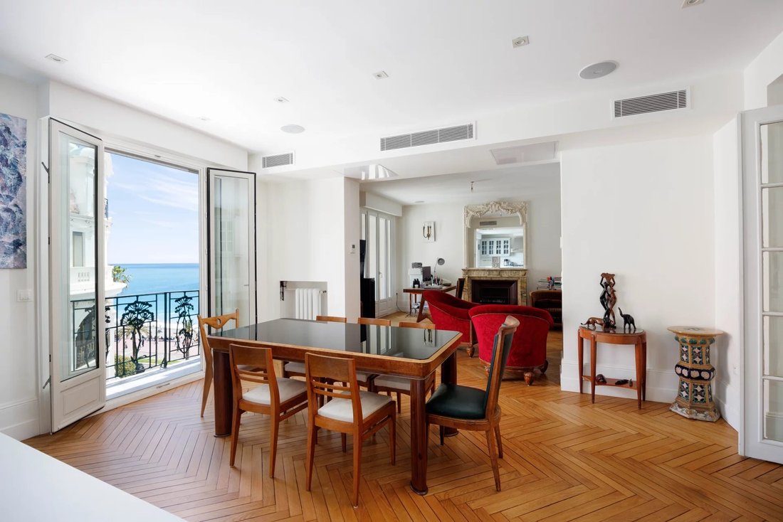 Appartement Situé Sur La Dans Nice, Provence Alpes Côte D'azur, France ...