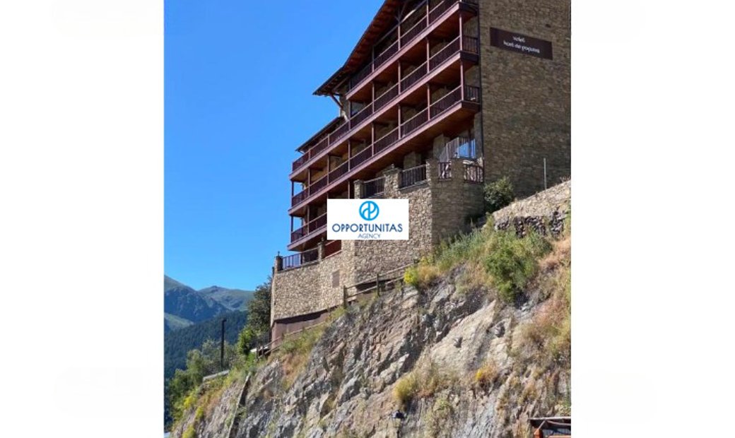 Design Apartment At The Foot Of The Ski Slopes And In Soldeu, Canillo ...