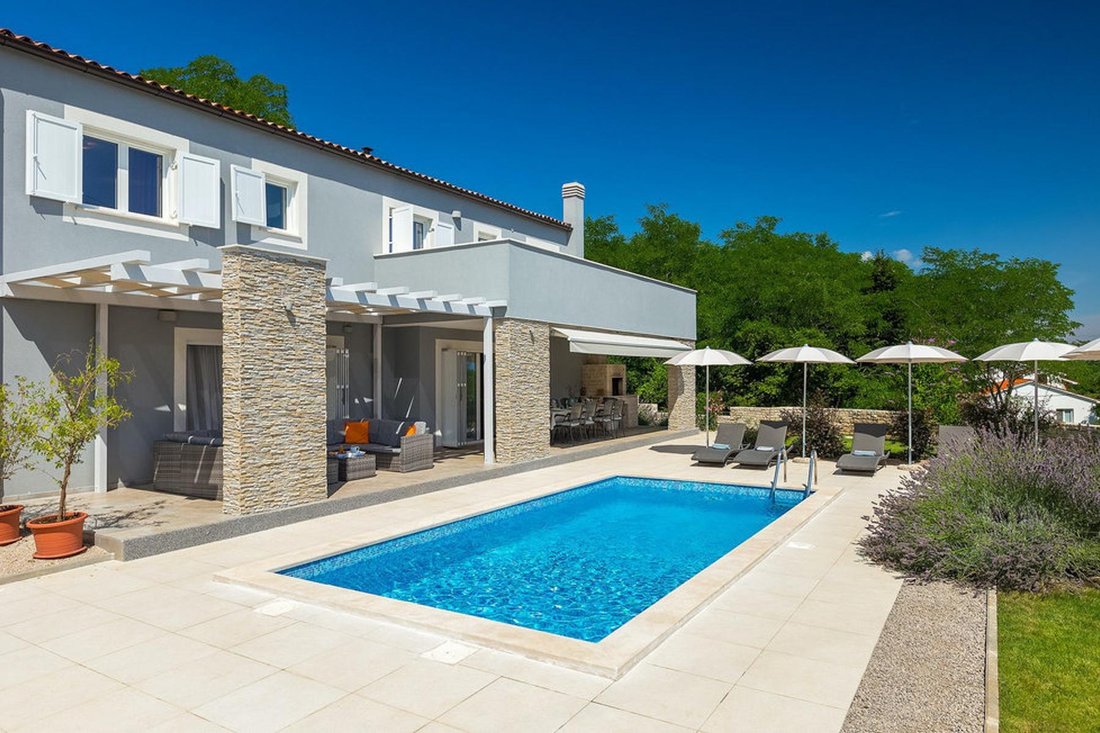 Labin, šumber, Detached House With A Swimming In Labin, Istria County ...