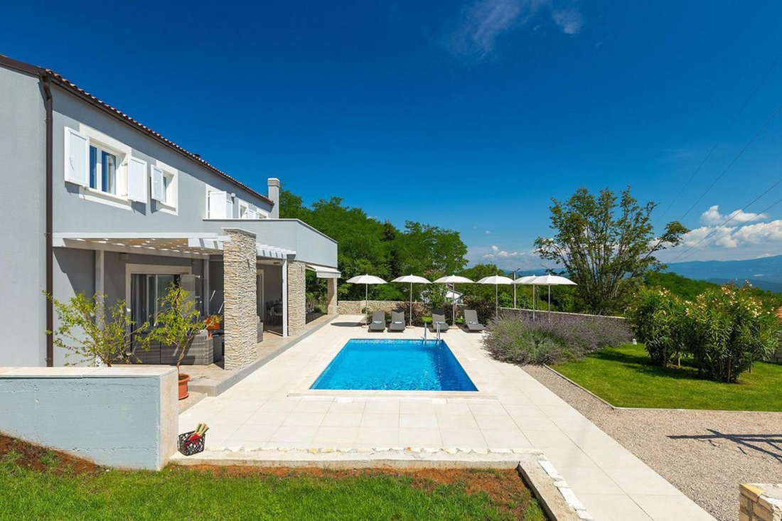 Labin, šumber, Detached House With A Swimming In Labin, Istria County ...