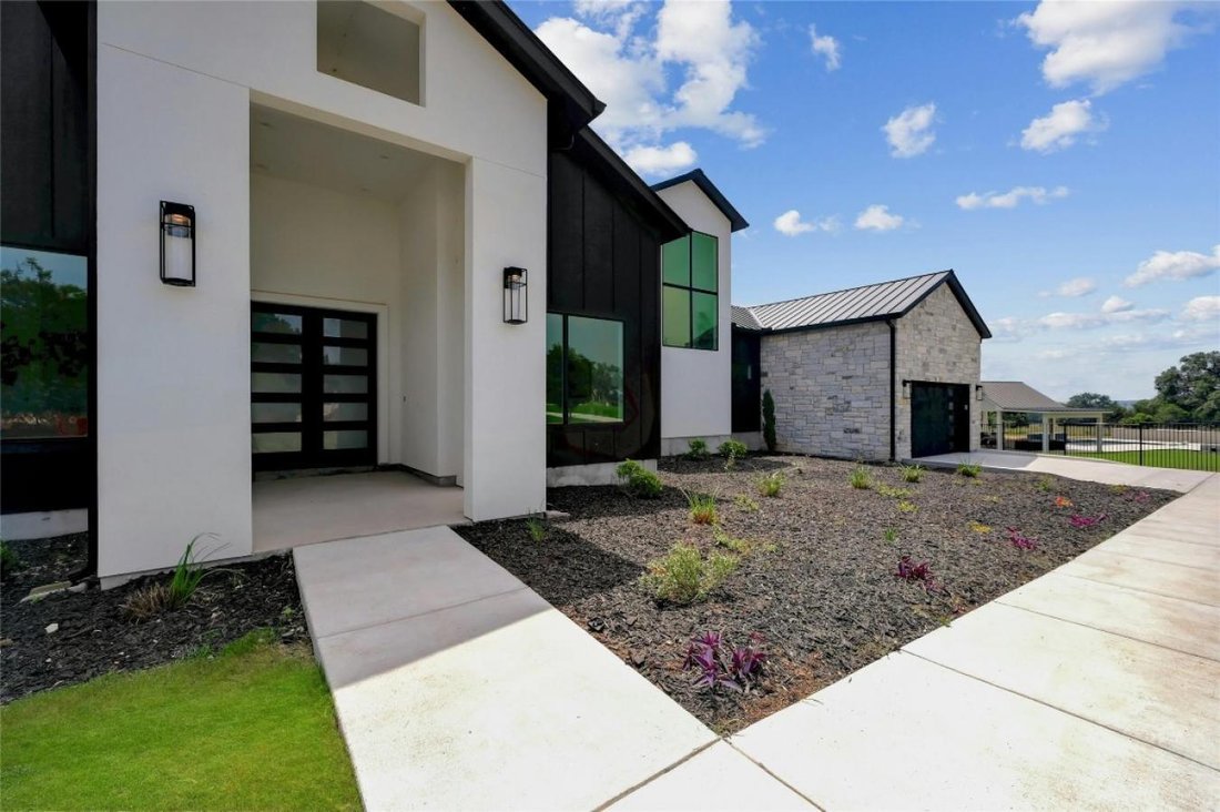 256 Charro Vista Drive In Driftwood, Texas, United States For Sale ...