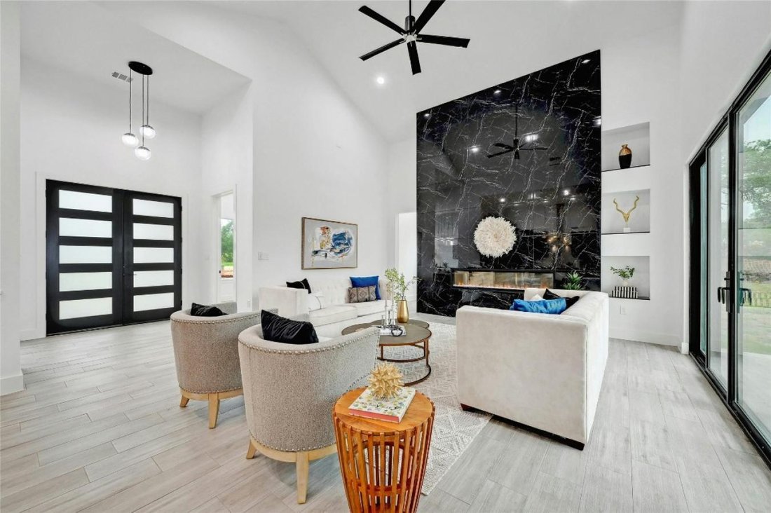 256 Charro Vista Drive In Driftwood, Texas, United States For Sale ...