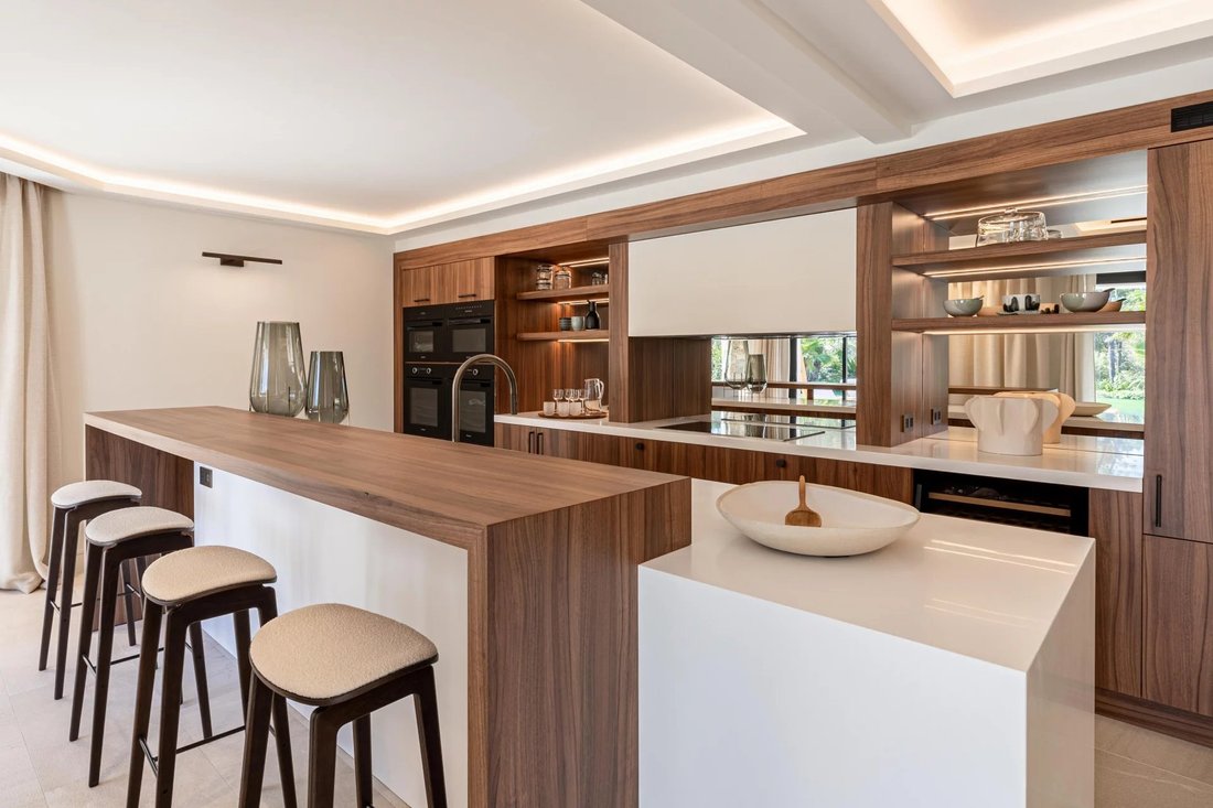 Newly Remodeled Luxury Villa In In Mougins, Provence Alpes Côte D'azur ...