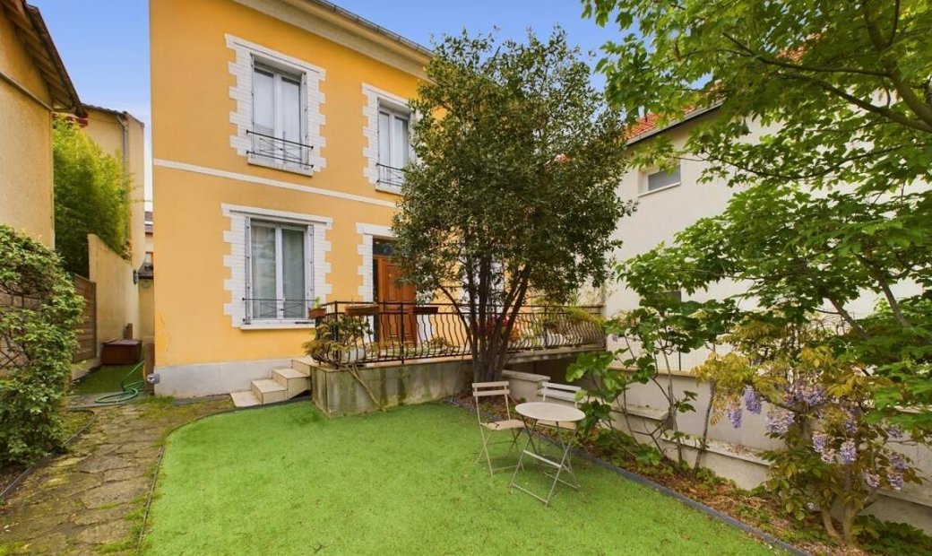 Maison Nanterre 178m² In Nanterre, île De France, France For Sale ...