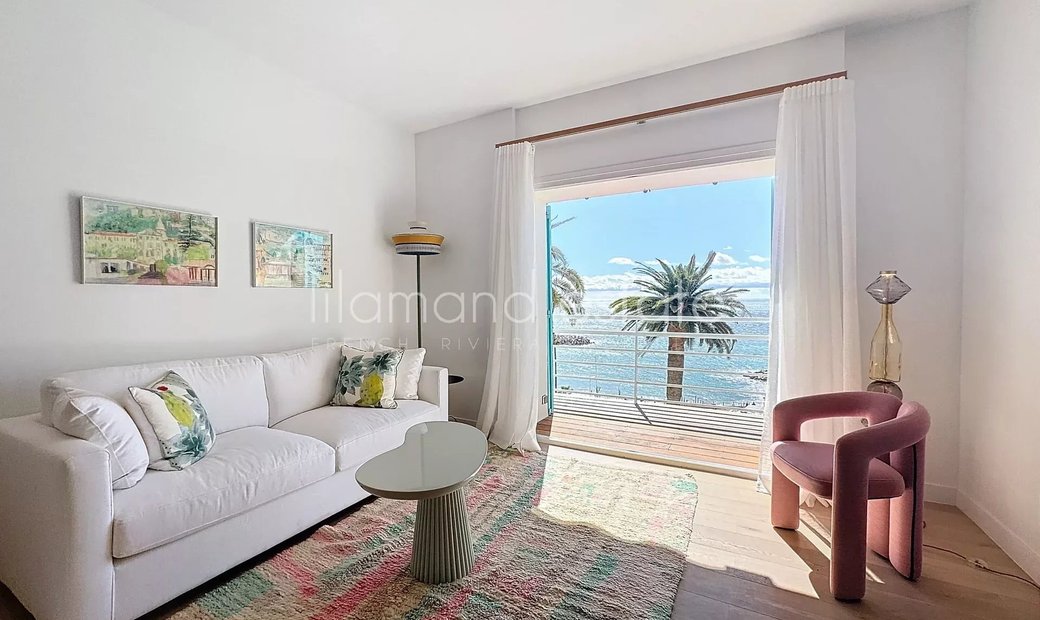 Cannes Sea Front Panoramic In Cannes, Provence Alpes Côte D'azur ...