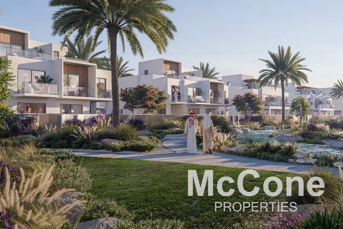 Canal And Water View | Multiple In 'Ud Al Bayda', Dubai, United Arab ...