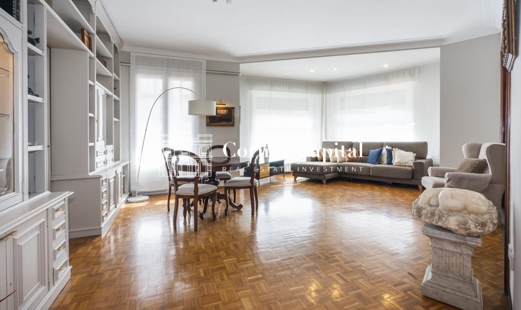 Magnificent Corner Apartment Totally In Sarria Sant Gervasi, Barcelona ...