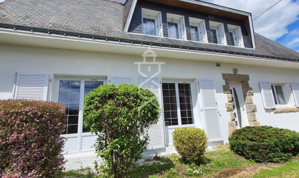 Larmor Plage House In Plage De Larmor, France For Sale (14248912)