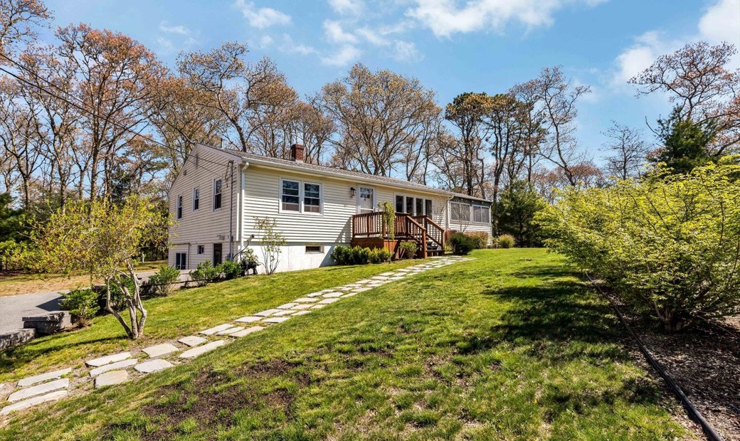 Welcome To "Mo Beach" In Bourne, Massachusetts, United States For Sale ...