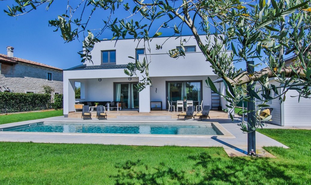 Modern Luxury Villa, Only 5 Km From Poreč In Poreč, Istria County ...