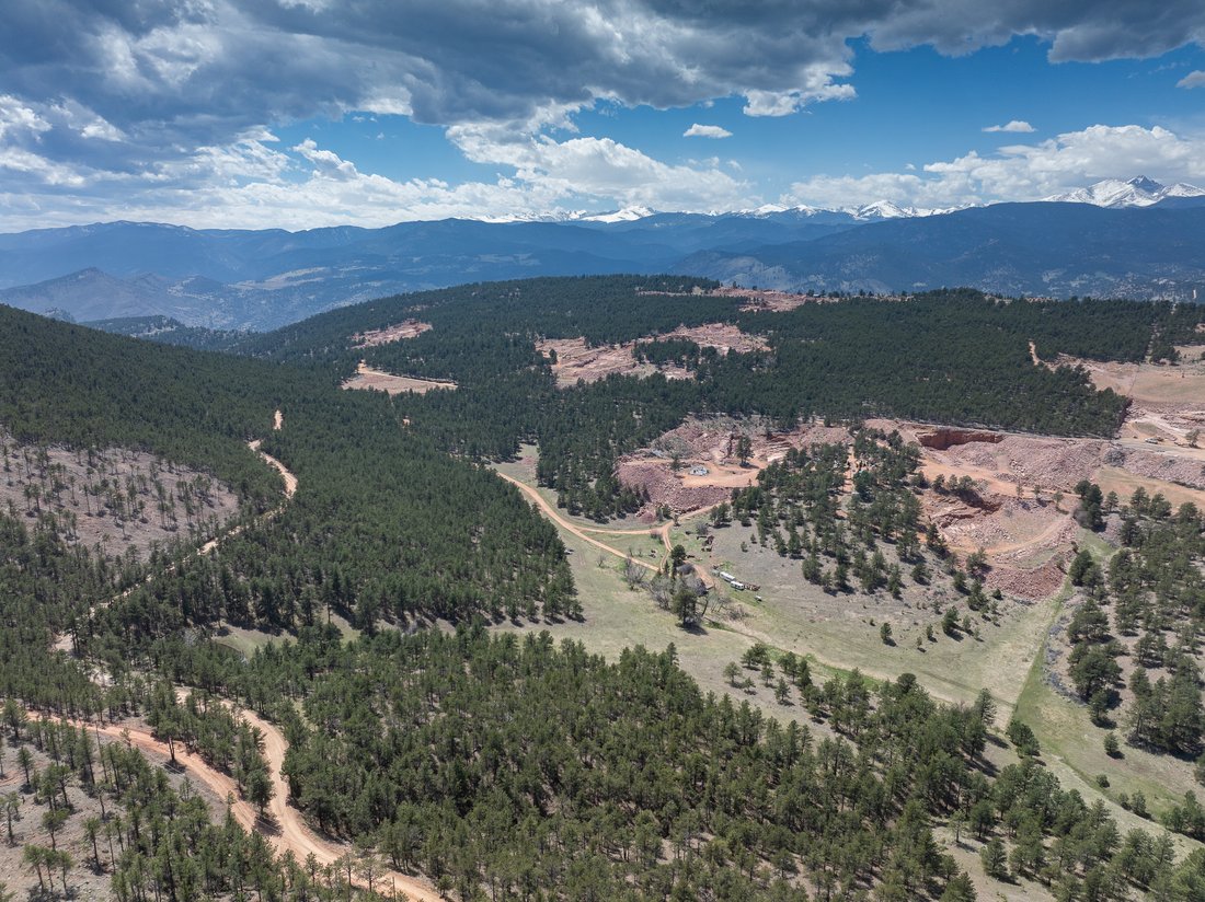 T Bone Stone Quarry, Spanning 44 Acres In In Lyons, Colorado, United ...
