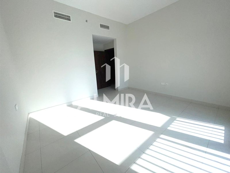 Prime Area | Spectacular View | Spacious In Abu Dhabi, United Arab ...