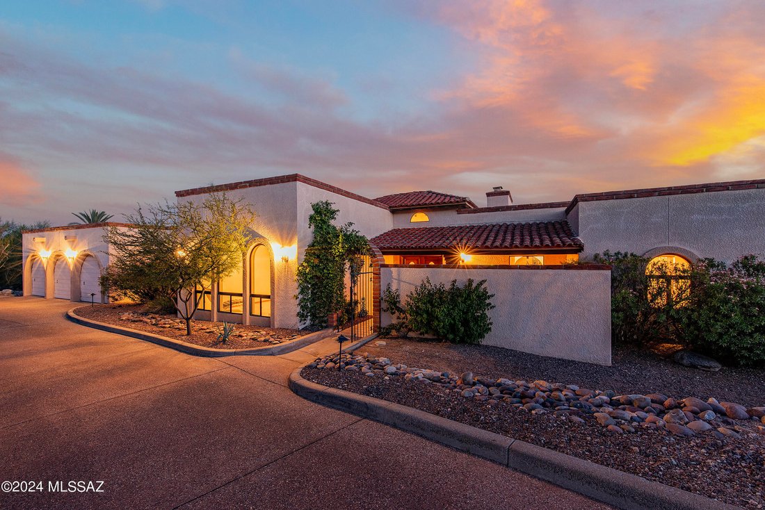 Coveted Cobblestone Gem In Tucson, Arizona, United States For Sale ...