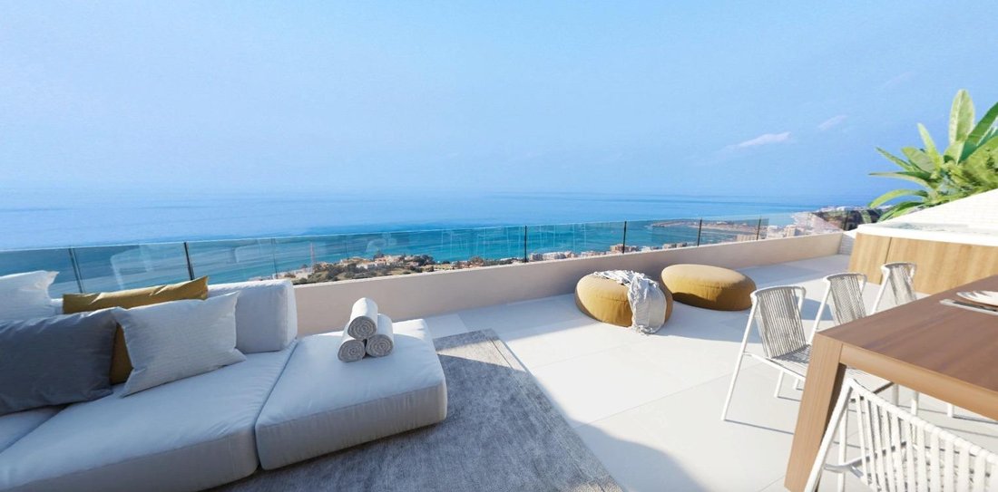 Fuengirola Penthouse In Fuengirola, Andalusia, Spain For Sale (13944701)