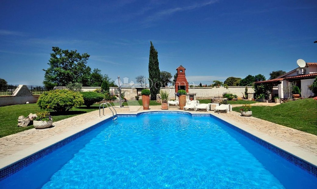 House Veli Vrh, Pula, 500m2 In Pula, Istria County, Croatia For Sale ...