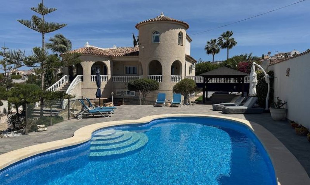 Alicante Villa In Castillo De Montemar, Valencian Community, Spain For ...