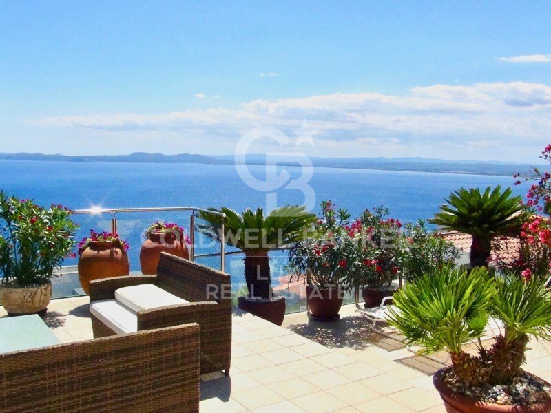 Villa With Magnificent And Unique View On The In Roses, Catalonia ...