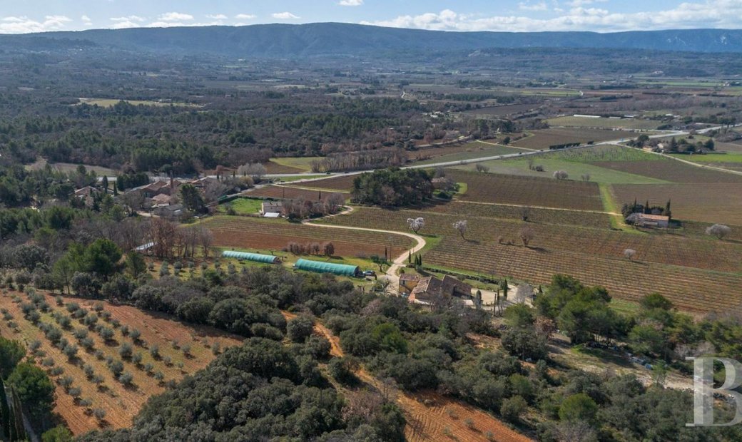 A Former Sheep Barn Converted In Roussillon, Provence Alpes Côte D'azur ...