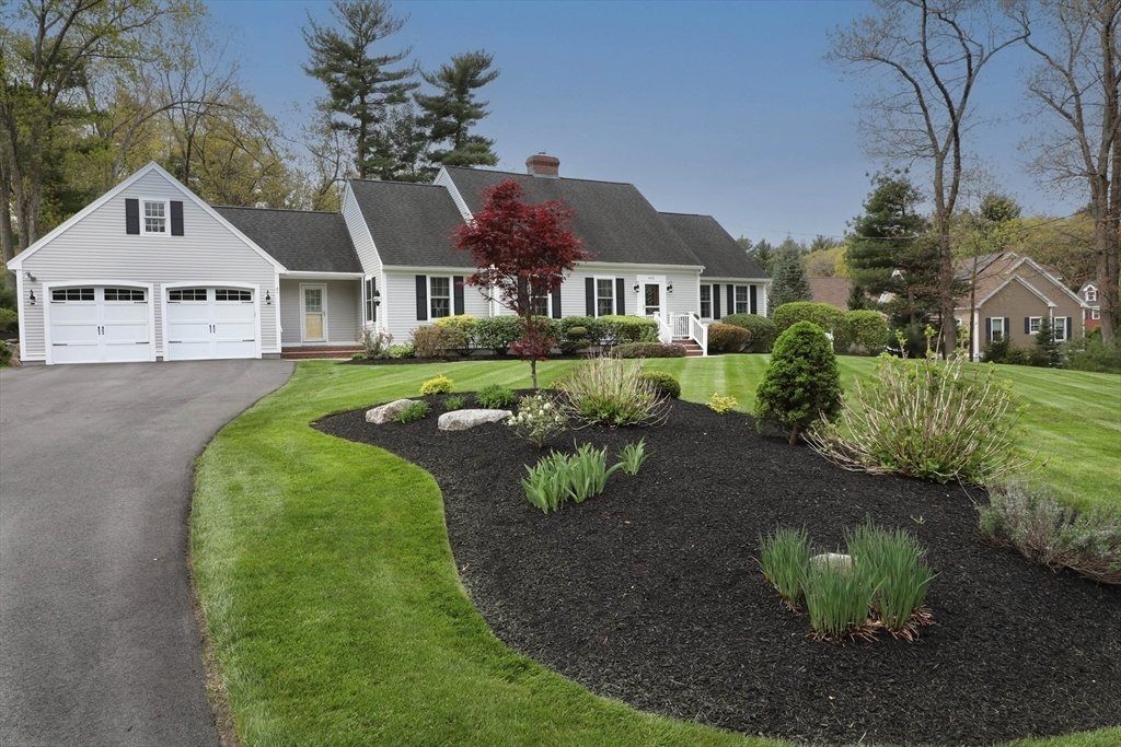 Expanded Cape Style Home With A In North Reading, Massachusetts, United ...