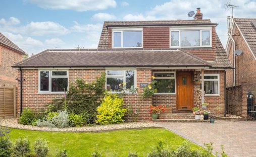 Luxury homes for sale in Sharpthorne, England, United Kingdom ...