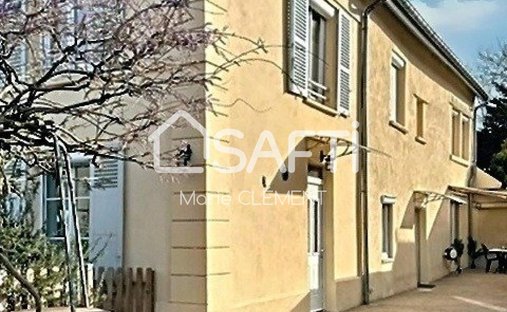 Luxury homes for sale in Coubert, Île-de-France, France | JamesEdition